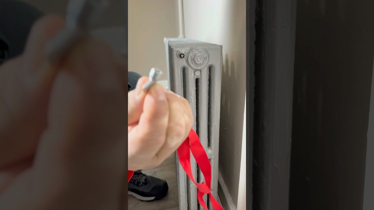 HOW TO BLEED AIR OUT OF CAST IRON RADIATORS