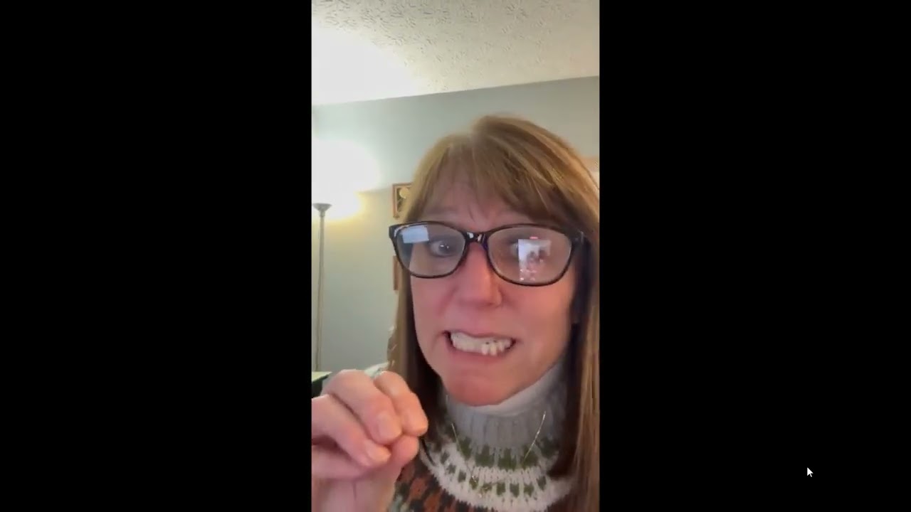 Punctuating and Capitalizing Titles   Google Slides   4 January 2025