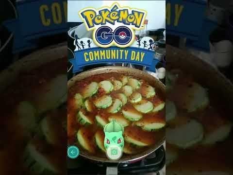 COOKING And Playing Pokemon Go | Zucchini with BULBASAUR #shorts #pokemongo #bulbassaur