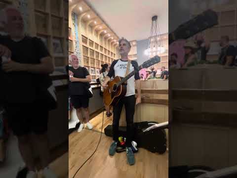 Hayden Desser live at The Tiny Record Shop closing event