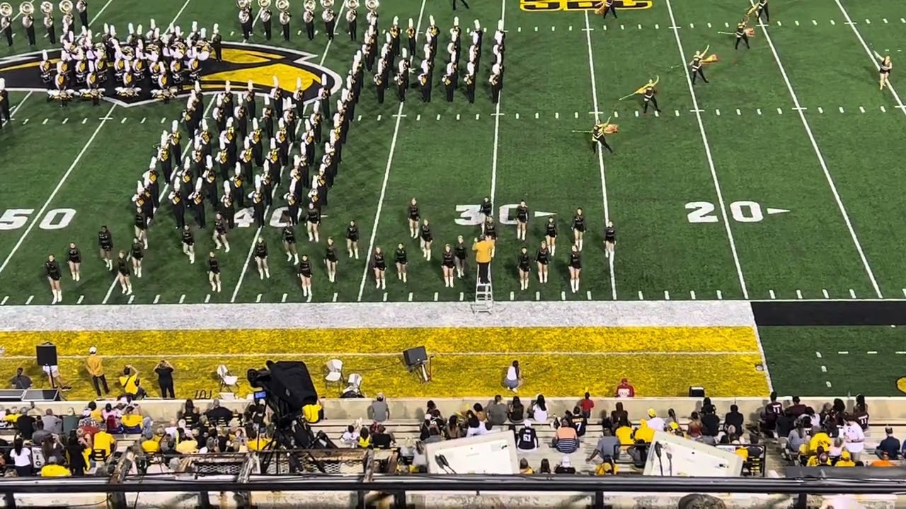USM Dixie Darlings half time show part 1