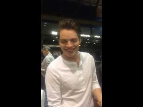 PROMO: Mall Tour in New Jersey | Fans of Vampire Academy