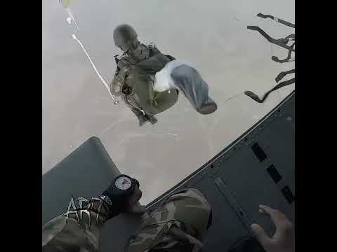 Bangladesh military parachute jump...๐ง๐ฉ๐ฅ#bangladesh #military #trending #ar7 #edit #fyp #viralvideo