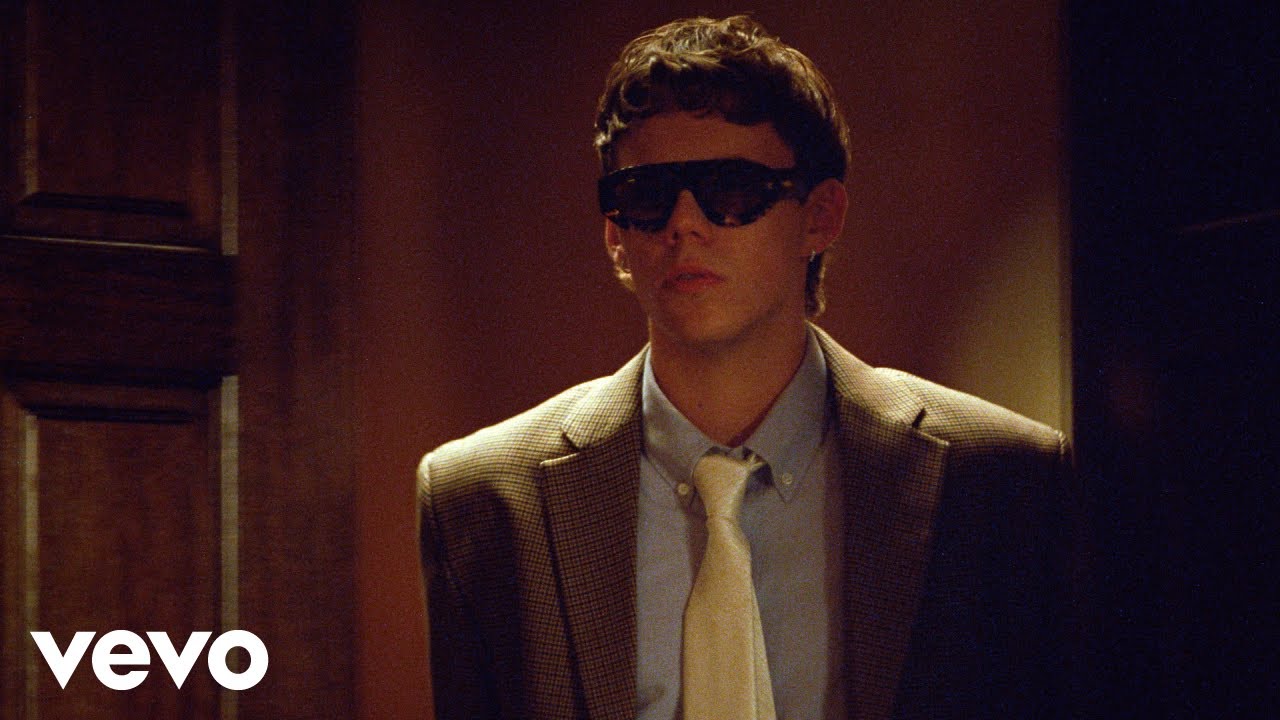 How Does It Feel? by The Kid Laroi Chart Achievements | Popnable