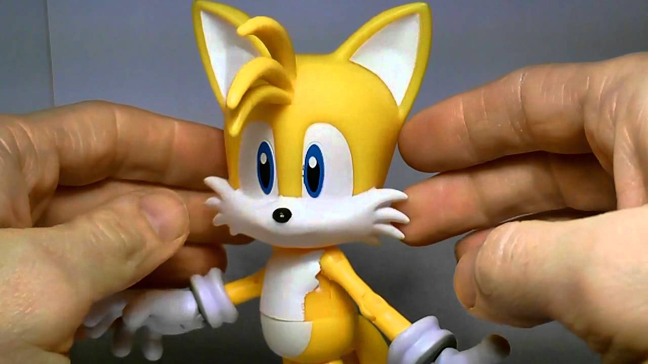 Super Poser 6 inch Tails Review