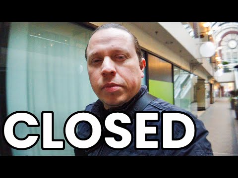 every store is CLOSED in crocker galleria San Francisco
