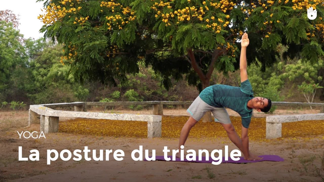 La posture du triangle - Trikonasana - Apprendre le yoga | Sikana