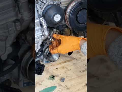HELP BMW B47 Engine Egr cooler valve broken??? please help identify this part is it normal