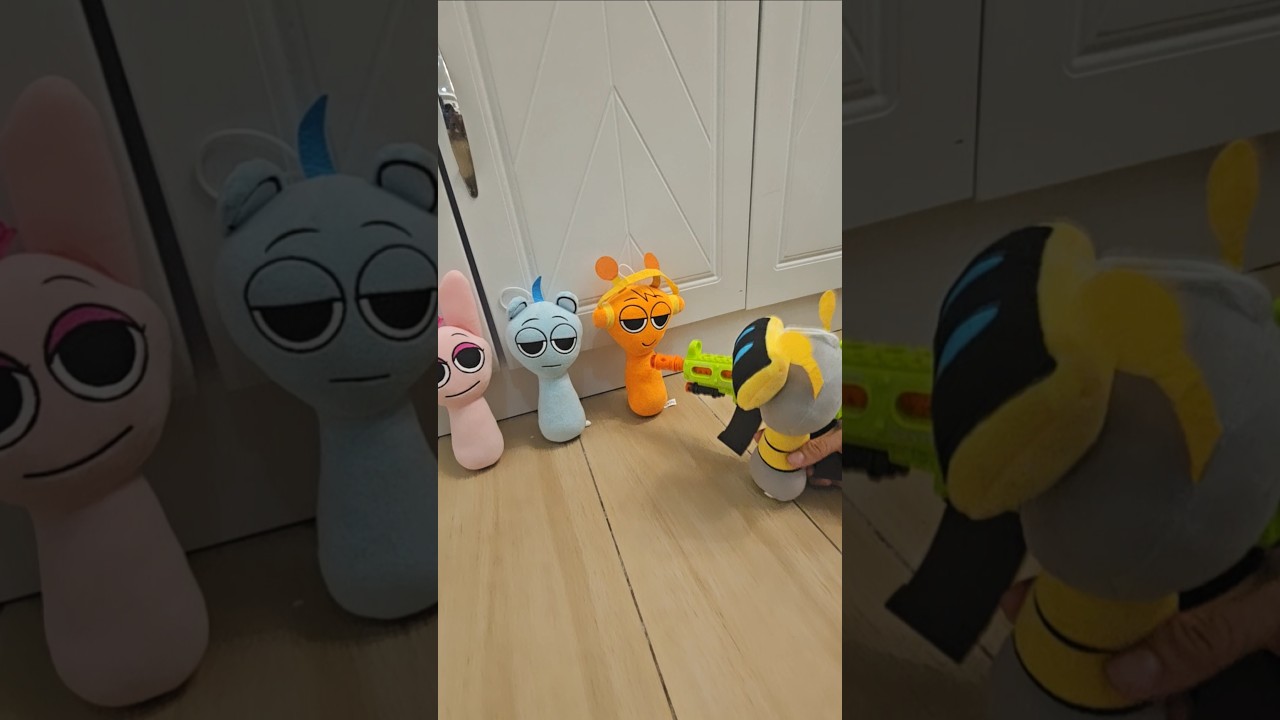 Sprunki Fun Bot doesnt want wrong answers 🤣😱 #plush #plushies #sprunki #funbot #sky #oren #pinki