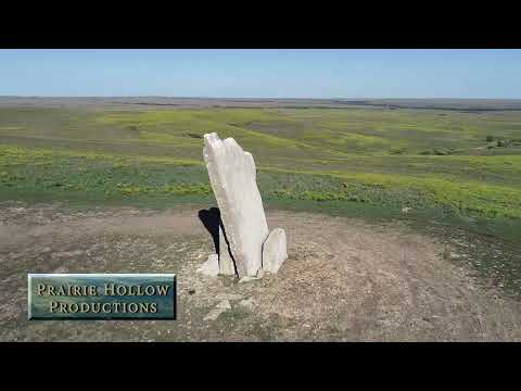 Monolith Stands Watch Over Teterville Horses – Western Horse Watchers ...