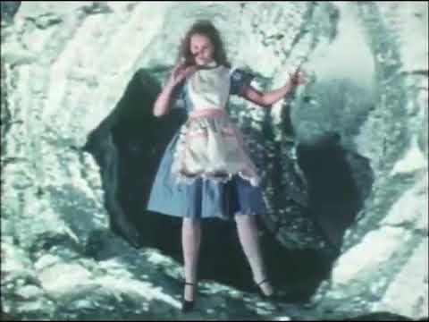 Alice in wonderland (1972) Peter Sellers - the rabbit hole