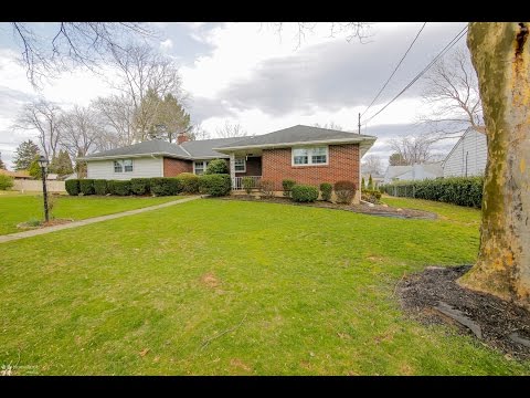 30 Kendon Dr, Easton, PA 18045
