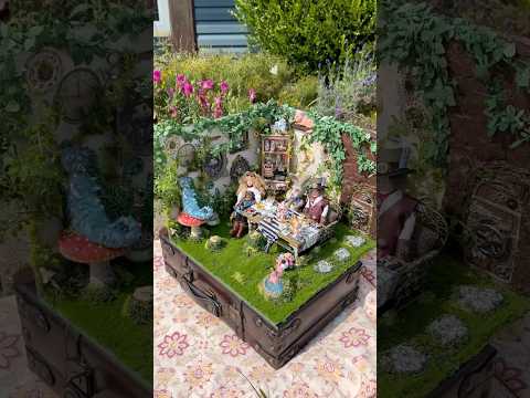 Alice in Wonderland Diorama by Bryce Ciraldo & Sharon Manislovich #wonderland #miniatures