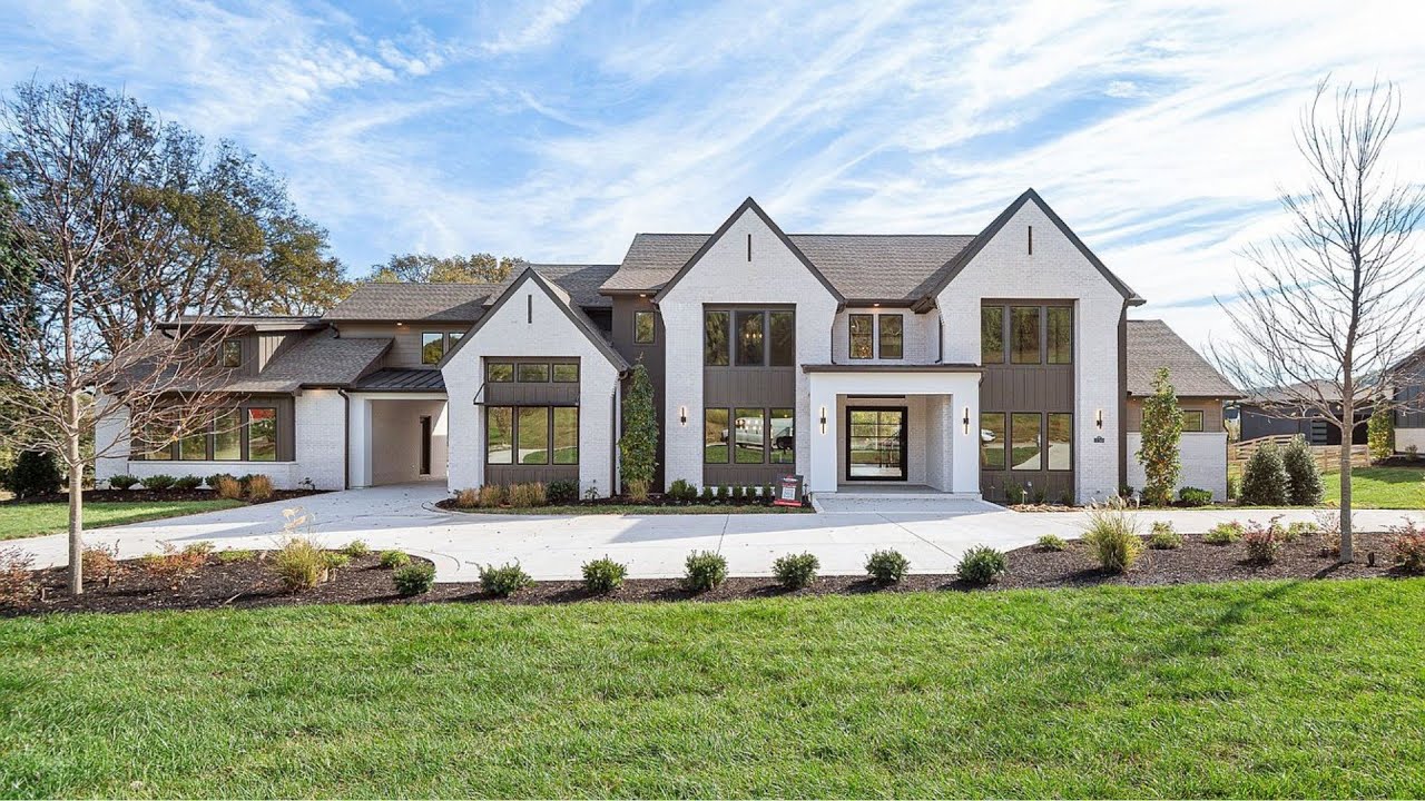 INSIDE A HUGE MODERN LUXURY HOME ON 2 ACRES W/ A POPULAR LAYOUT FOR $4.25M