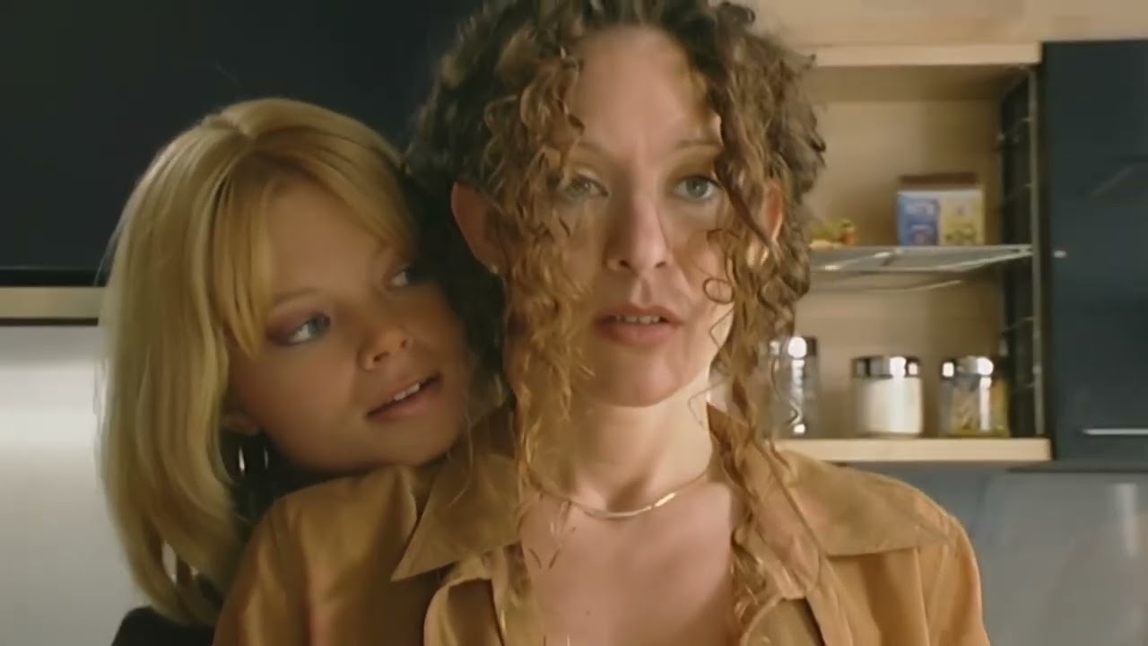 Swingers  2002    Me gusta tu falda   Nice skirt you re wearing     SPANISH DUB   ENG