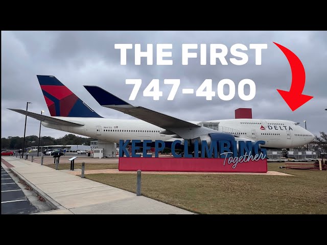 Inside the First Boeing 747-400 Ever Built: A Legendary Aircraft ...