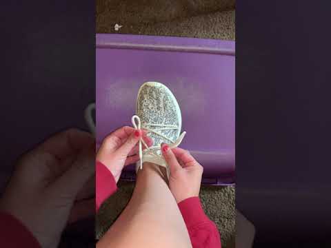 Shoe Tying Task Analysis
