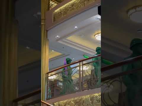 William Backy - Green Army Squad – Disney Fantasy