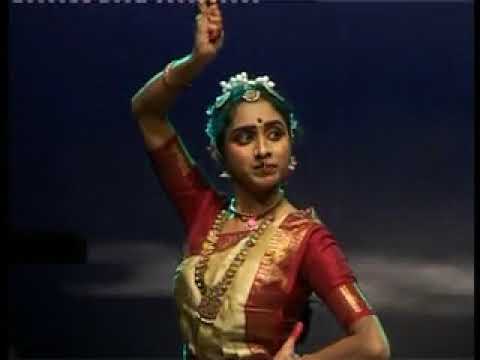 ACADEMY OF BHARATA NATYAM - Maithreyi and Mathangi, Disciples of Gayathri Keshavan - Gange Mam Pahi