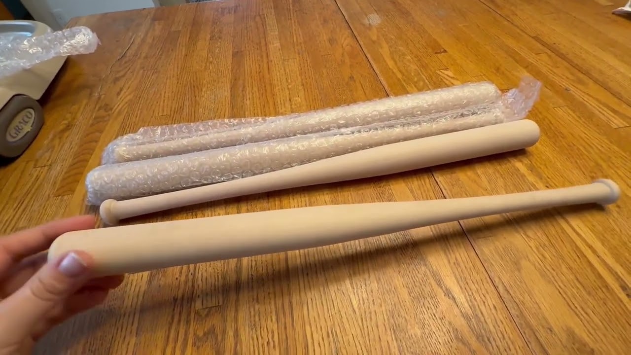Juexica 4 Pcs Mini Baseball Bats 18 Inch Wooden Baseball Bat Craft Review