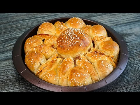Chutnají vám jablečné dezerty? Pak rozhodně vyzkoušejte tento jablečný koláč!