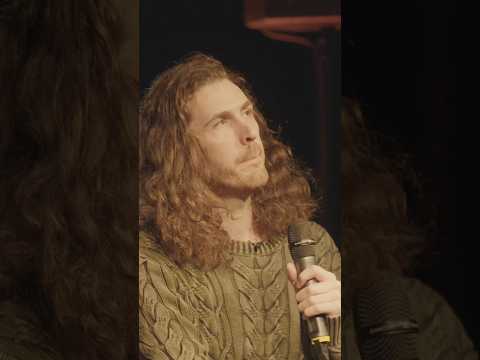 Ever wondered what Hozier’s favourite Irish word is? @hozier answers fan questions #hozier