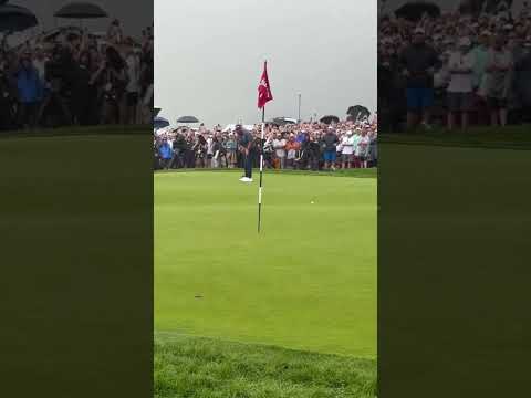 This angle of JJ Spaun's winning putt is incredible 🏌🏻