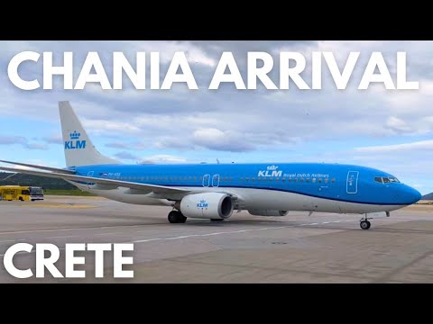 Arriving to Chania Airport At Night & Taking The Bus - CRETE