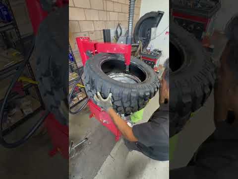 Installing 20x12 wheels with 33x12.50r20🤩#wheels #jennywheels420 #rims #tires #20x10 #offroad