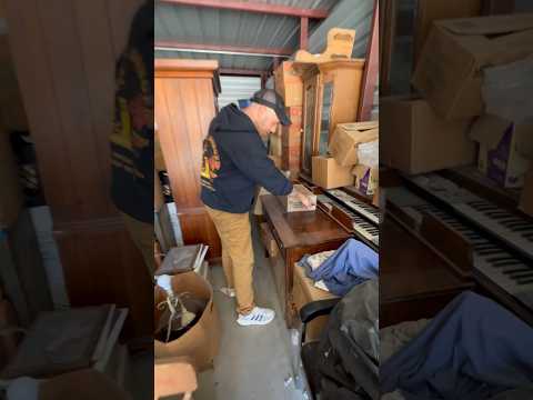 Buyer Beware: Watch For This On Storage Treasures Auctions.
