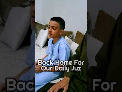 Feeding Ostriches & Reading Quran! Islamic Parenting #islamicparenting #muslimfamily #hijrah #maroc