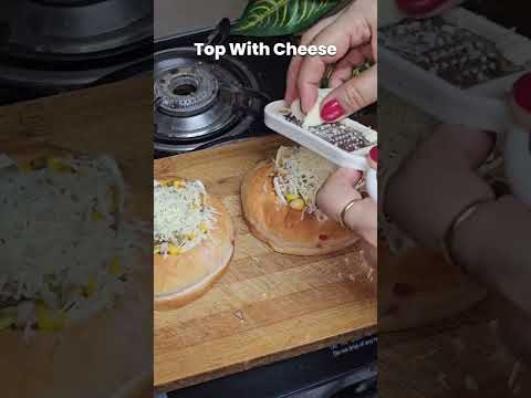 Bun pizza#amazing #food #cooking #trending #easyrecipe #delicious #tasty#yummy#fooddie #shorts