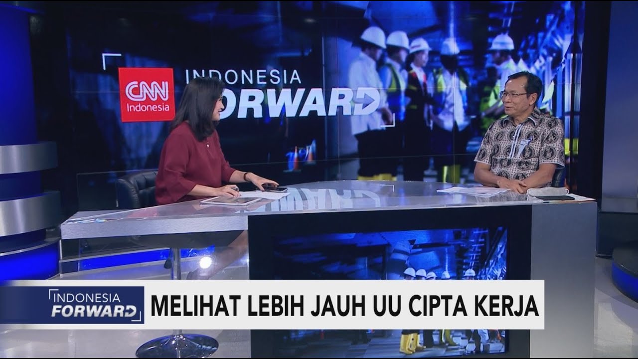 Melihat Lebih Jauh UU Cipta Kerja