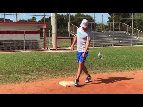 How To Run The Bases (Baseball Tips from the Pros)