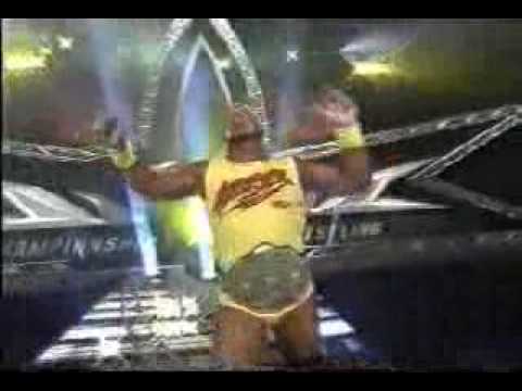 wcw hulk hogan returns in red and yellow