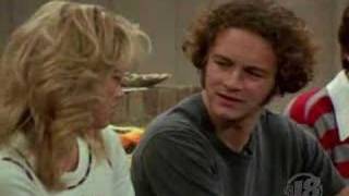 "That '70s Show" Actress Lisa Robin Kelly Dead At 43