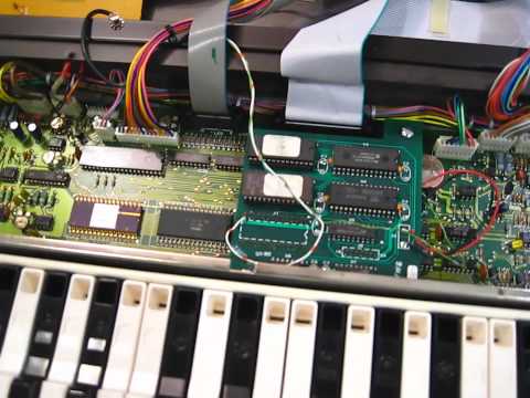 Yamaha DX-27 (DX7) Problem: Buttons and Screen Unresponsive When ...