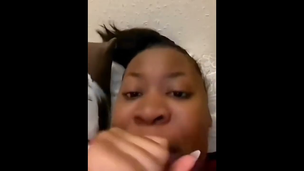 BOMBASTIC SIDE EYE 🙄💅 (ORIGINAL)