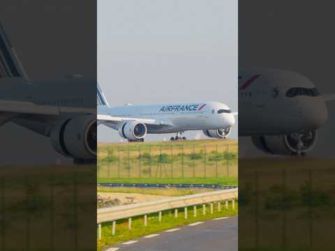 #aviation #airplane #aeroplane #aircraft plane spotting Paris CDG plane spotting Paris orly #airport