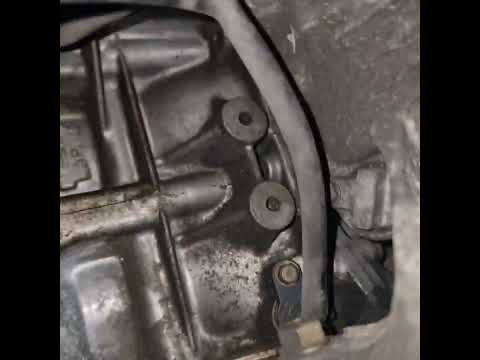 2006 NISSAN XTRAIL T30 2.5 PETROL CAMSHAFT SENSOR LOCATION AT BACK OF ENGINE