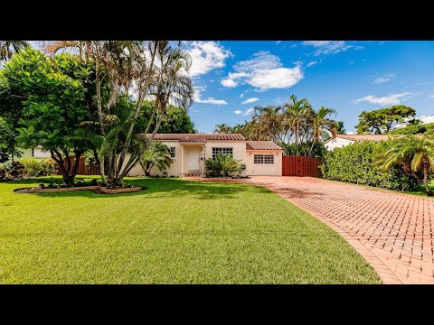 1008 NE 116th St, Biscayne Park, FL