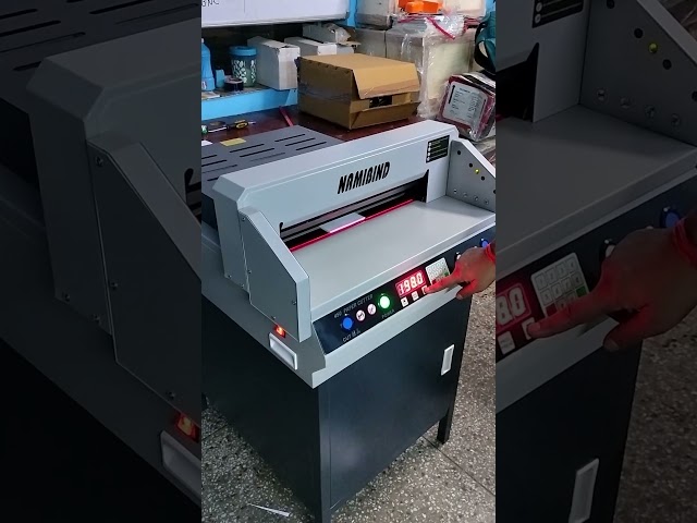 Paper Cutting Machine - Digital Hydraulic Paper Cutter 670 Hp ...