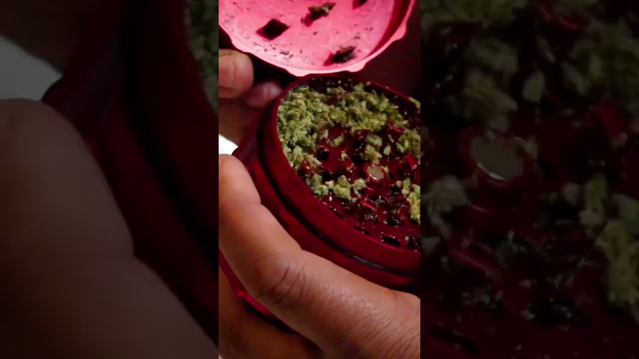 How to grind weed 101 get a Phoenician Grinder & Originals herb #cannabiseducation