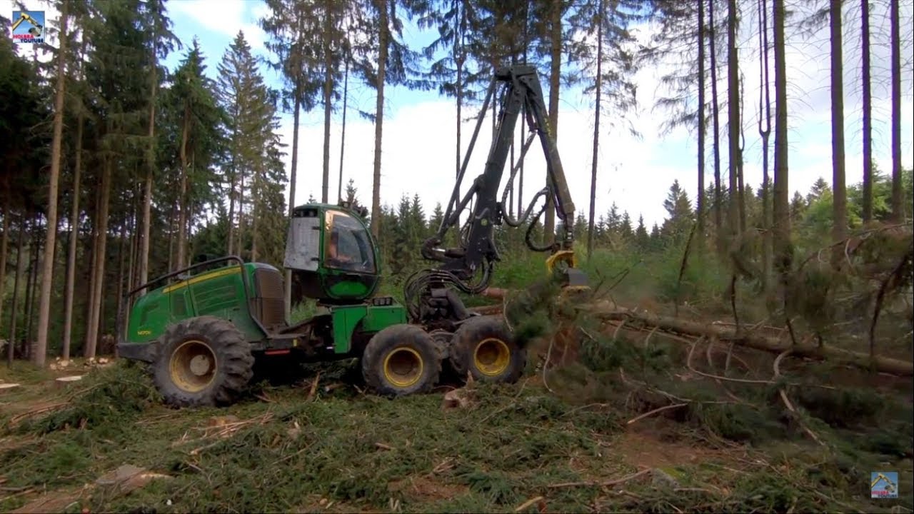 John Deere 1470E IT4 cut big trees