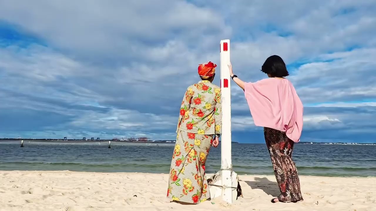 Sunny day, sunnier smiles