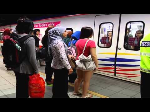 Kereta api enjin stim konsep tradisional mula operasi Januari 2024 ...