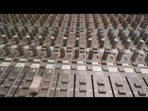 Behringer Eurodesk MX8000 24/48 ch analog mixing console | Reverb