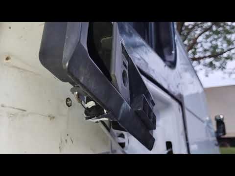 Fix: T1N Sprinter rear passenger door won't lock - 2002-2006 Dodge Freightliner Mercedes