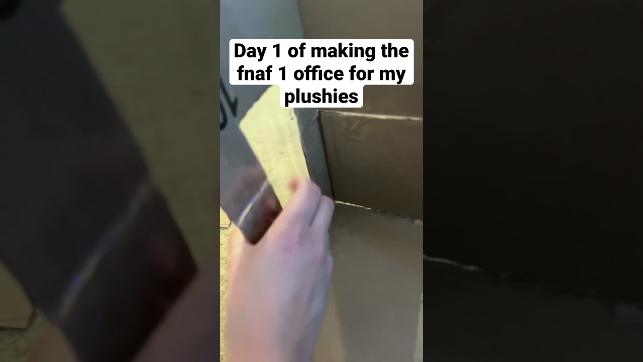 Making fnaf 1 office out of cardboard #fnaf #fivenightsatfreddys #craft