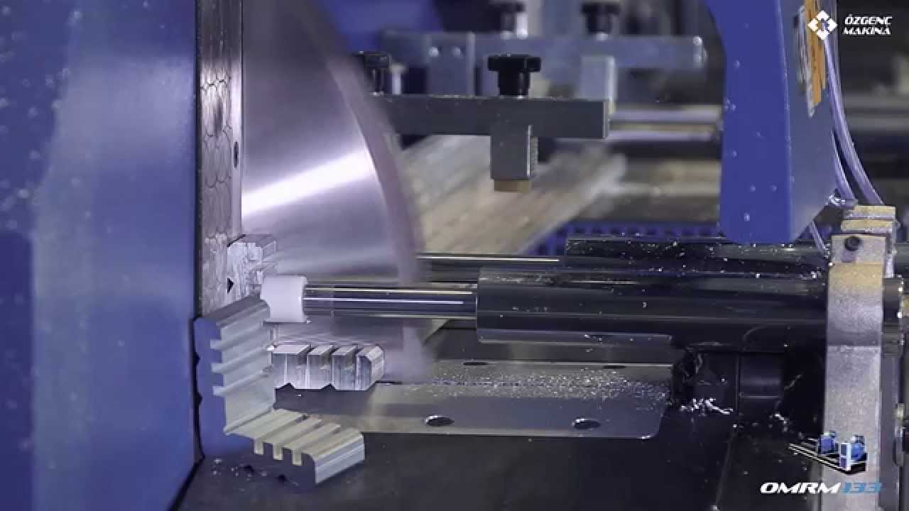 Automatic Double Head Aluminium Profile Cutting Machine OMRM 133